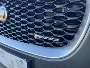 Pelēks Jaguar E-Pace 2018 Tauragė, ar dzinēja tilpumu 2.00 L un nobraukumu 123 tūkst. km par 11800 €, foto 11 vietnē AUTOMOTO.COM.LV