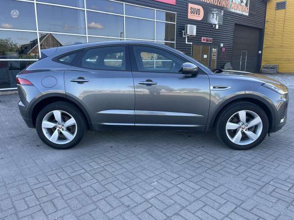 Серый Ягуар E-Pace 2018 в Таураге, объемом двигателя 2.00 л и пробегом 123 тыс. км за 11800 €, фото 7 на AUTOMOTO.COM.LV