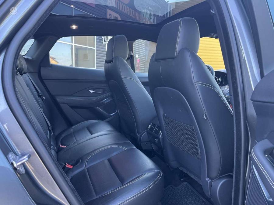 Grey Jaguar E-Pace 2018 in Taurage, with an engine capacity of 2.00 L and mileage of 123 thousand km for 11800 €, photo 15 on AUTOMOTO.COM.LV