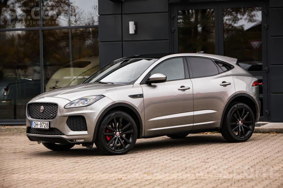 Pelēks Jaguar E-Pace 2019 Jelgava, ar dzinēja tilpumu 2.00 L un nobraukumu 137 tūkst. km par 16999 €, foto 4 vietnē AUTOMOTO.COM.LV