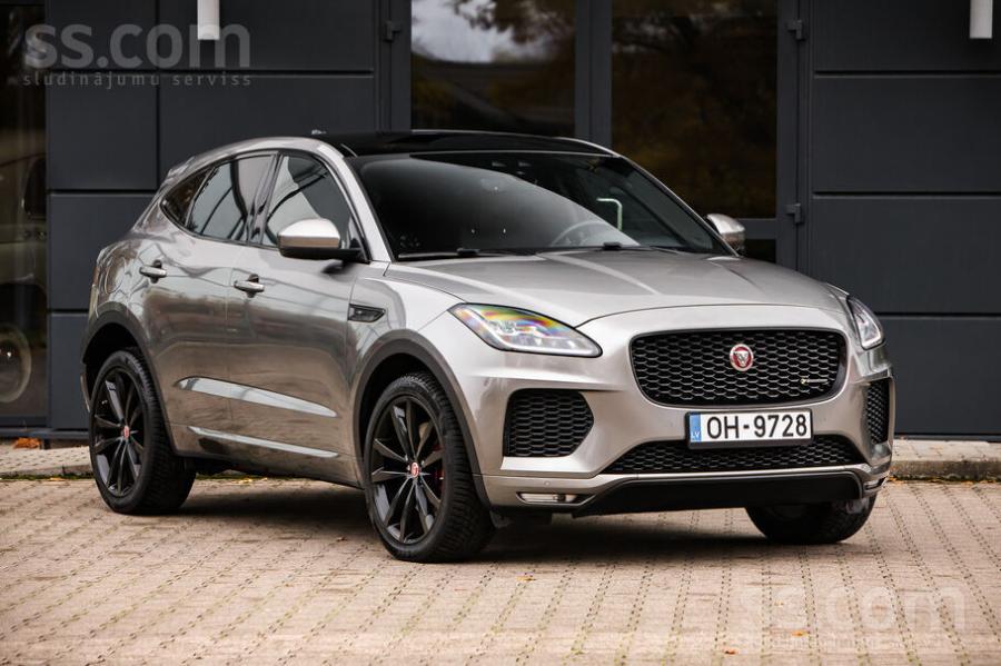 Pelēks Jaguar E-Pace 2019 Jelgava, ar dzinēja tilpumu 2.00 L un nobraukumu 137 tūkst. km par 16999 €, foto 9 vietnē AUTOMOTO.COM.LV