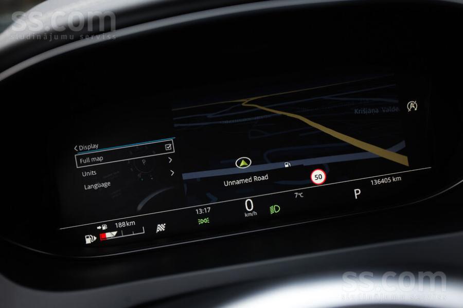 Pelēks Jaguar E-Pace 2019 Jelgava, ar dzinēja tilpumu 2.00 L un nobraukumu 137 tūkst. km par 16999 €, foto 29 vietnē AUTOMOTO.COM.LV
