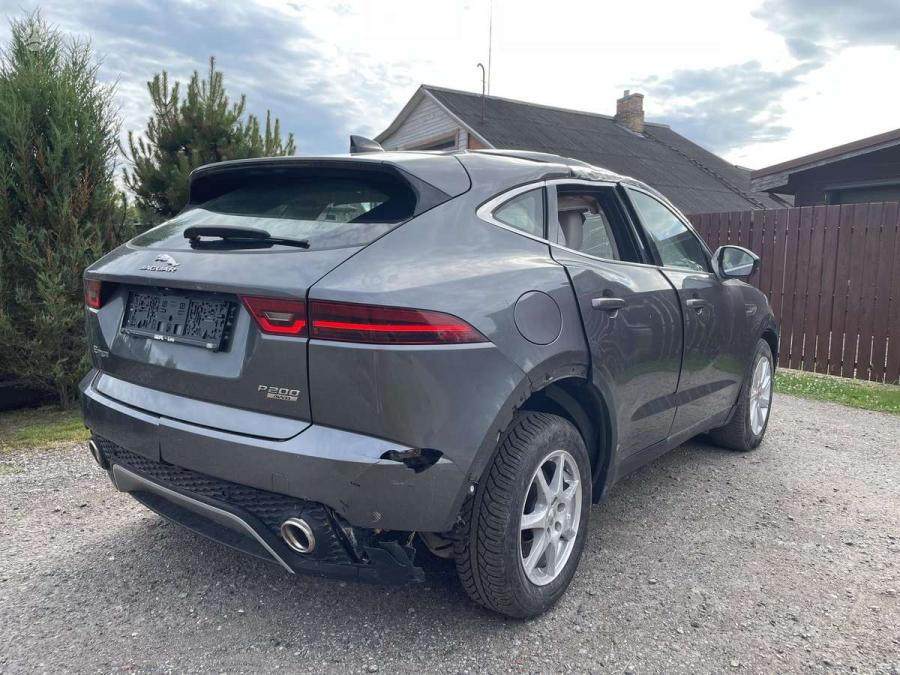 Grey Jaguar E-Pace 2020 in Panevezys, with an engine capacity of 2.00 L and mileage of 70 thousand km for 7600 €, photo 3 on AUTOMOTO.COM.LV