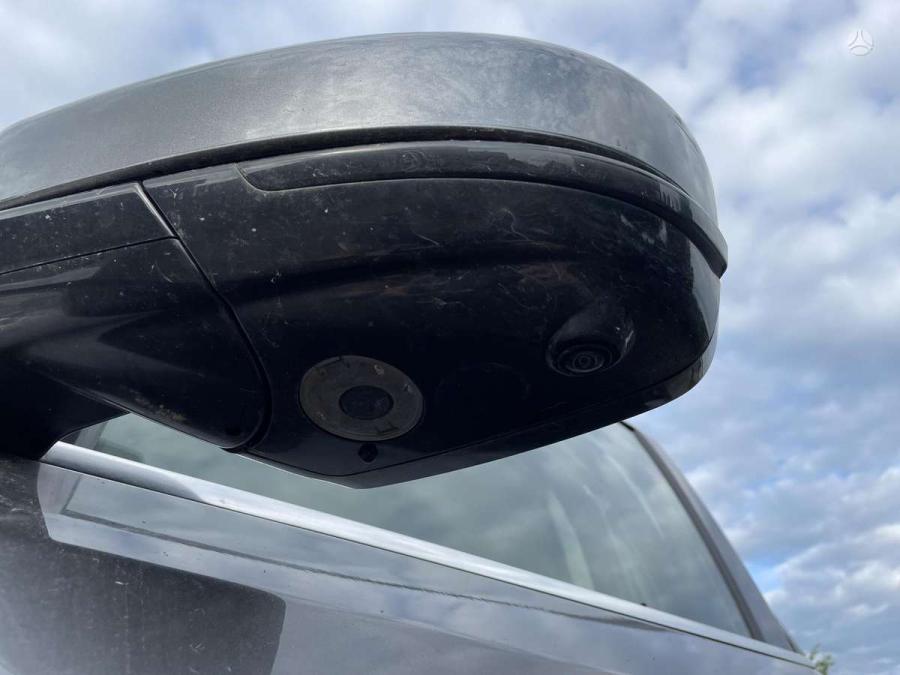 Grey Jaguar E-Pace 2020 in Panevezys, with an engine capacity of 2.00 L and mileage of 70 thousand km for 7600 €, photo 10 on AUTOMOTO.COM.LV