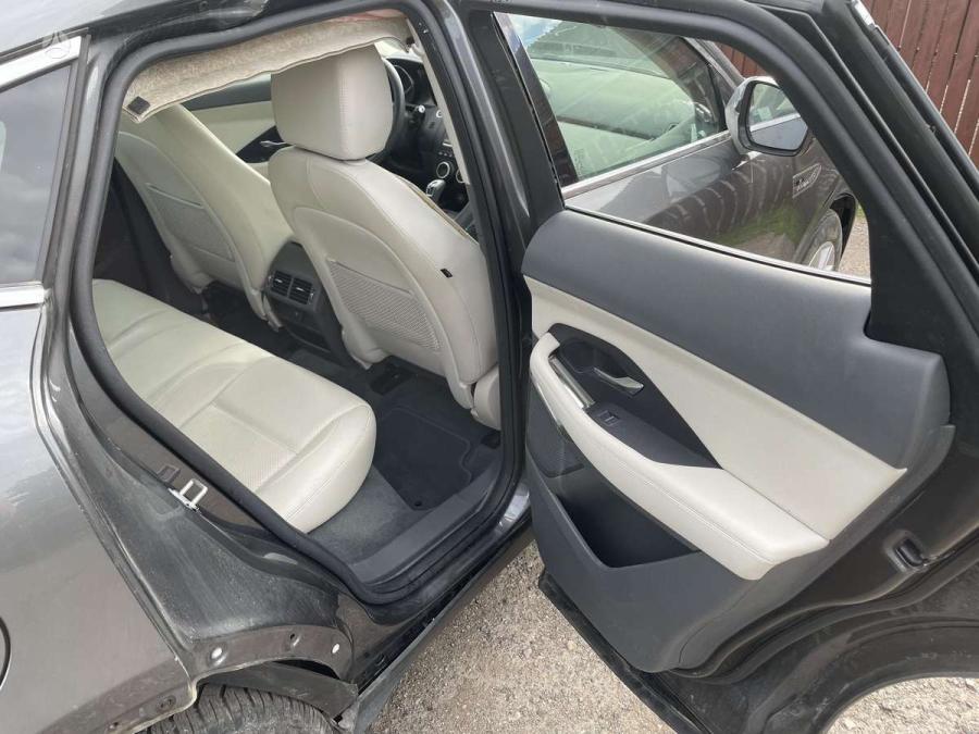 Grey Jaguar E-Pace 2020 in Panevezys, with an engine capacity of 2.00 L and mileage of 70 thousand km for 7600 €, photo 15 on AUTOMOTO.COM.LV