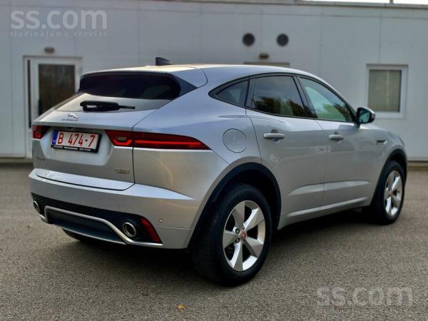 Grey Jaguar E-Pace 2020 in Riga, with an engine capacity of 2.00 L and mileage of 189 thousand km for 14700 €, photo 5 on AUTOMOTO.COM.LV