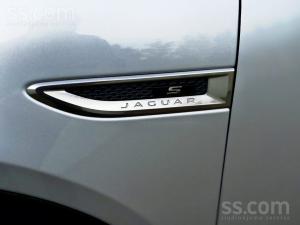 Grey Jaguar E-Pace 2020 in Riga, with an engine capacity of 2.00 L and mileage of 189 thousand km for 14700 €, photo 9 on AUTOMOTO.COM.LV