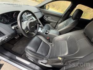 Grey Jaguar E-Pace 2020 in Riga, with an engine capacity of 2.00 L and mileage of 189 thousand km for 14700 €, photo 12 on AUTOMOTO.COM.LV