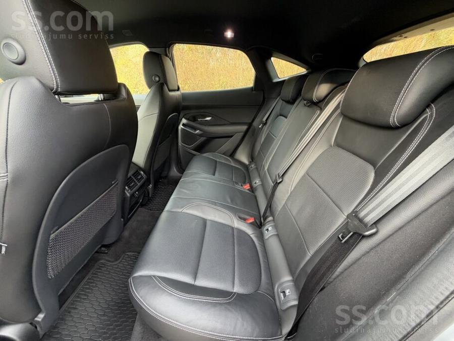 Grey Jaguar E-Pace 2020 in Riga, with an engine capacity of 2.00 L and mileage of 189 thousand km for 14700 €, photo 17 on AUTOMOTO.COM.LV