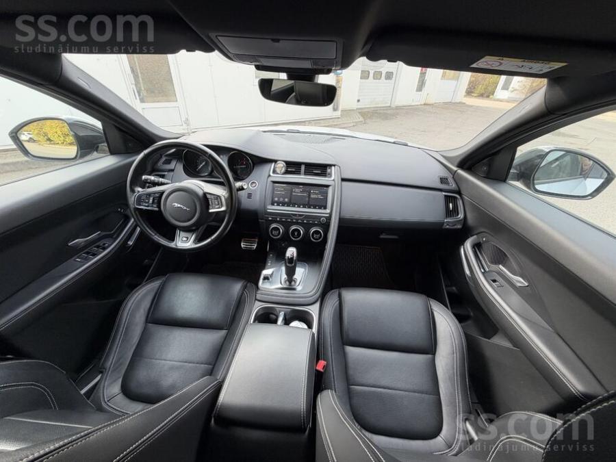 Grey Jaguar E-Pace 2020 in Riga, with an engine capacity of 2.00 L and mileage of 189 thousand km for 14700 €, photo 20 on AUTOMOTO.COM.LV