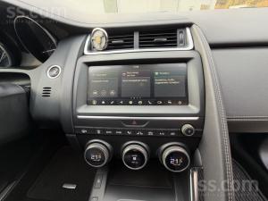 Grey Jaguar E-Pace 2020 in Riga, with an engine capacity of 2.00 L and mileage of 189 thousand km for 14700 €, photo 25 on AUTOMOTO.COM.LV