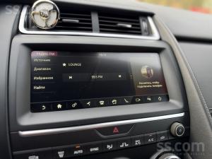 Grey Jaguar E-Pace 2020 in Riga, with an engine capacity of 2.00 L and mileage of 189 thousand km for 14700 €, photo 32 on AUTOMOTO.COM.LV