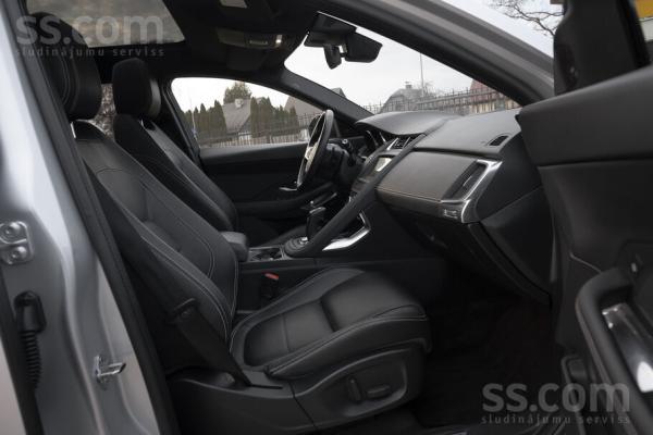 Grey Jaguar E-Pace 2021 in Jelgava, with an engine capacity of 2.00 L and mileage of 0 thousand km for 46990 €, photo 10 on AUTOMOTO.COM.LV