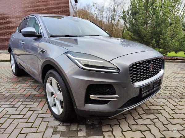 Pelēks Jaguar E-Pace 2021 Kauņa, ar dzinēja tilpumu 2.00 L un nobraukumu 173 tūkst. km par 21950 €, foto 2 vietnē AUTOMOTO.COM.LV
