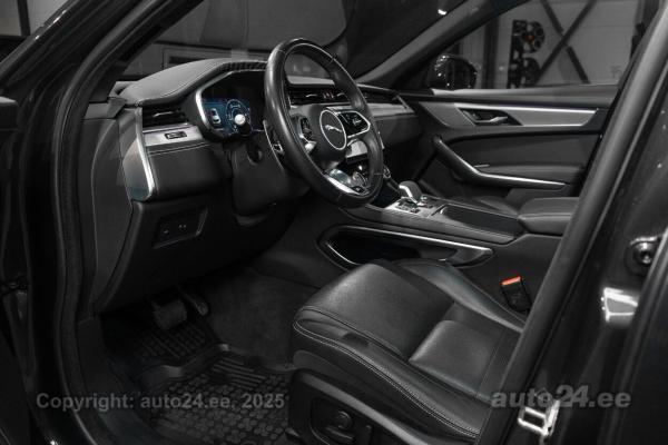 Pelēks Jaguar E-Pace 2022 Rīga, ar dzinēja tilpumu 2.00 L un nobraukumu 145 tūkst. km par 31700 €, foto 11 vietnē AUTOMOTO.COM.LV
