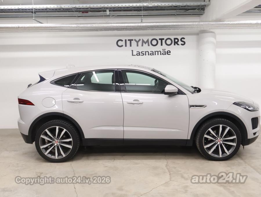 Grey Jaguar E-Pace 2018 in Tallinn, with an engine capacity of 2.00 L and mileage of 131 thousand km for 16900 €, photo 6 on AUTOMOTO.COM.LV