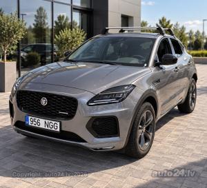 Pelēks Jaguar E-Pace 2024 Tallina, ar dzinēja tilpumu 2.00 L un nobraukumu 24 tūkst. km par 40000 €, foto  vietnē AUTOMOTO.COM.LV