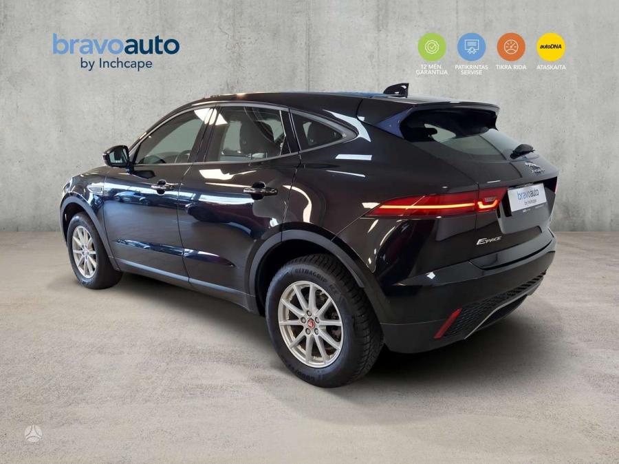 Jaguar E-Pace 2019 Viļņa, ar dzinēja tilpumu 2.00 L un nobraukumu 34 tūkst. km par 17350 €, foto 4 vietnē AUTOMOTO.COM.LV