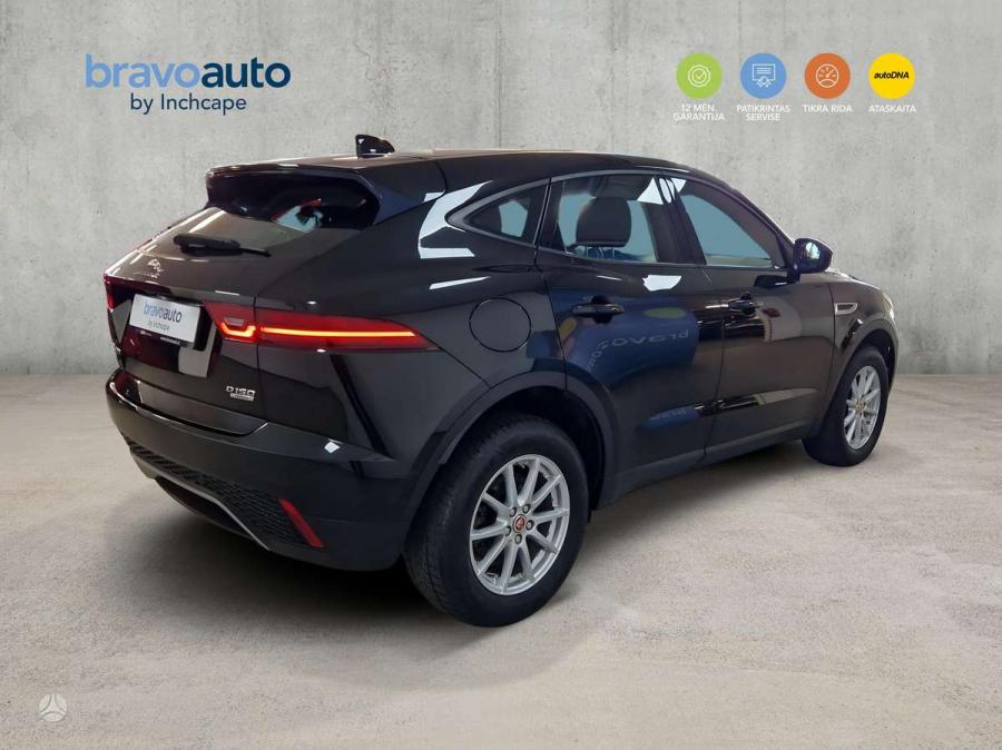 Jaguar E-Pace 2019 Viļņa, ar dzinēja tilpumu 2.00 L un nobraukumu 34 tūkst. km par 17350 €, foto 6 vietnē AUTOMOTO.COM.LV