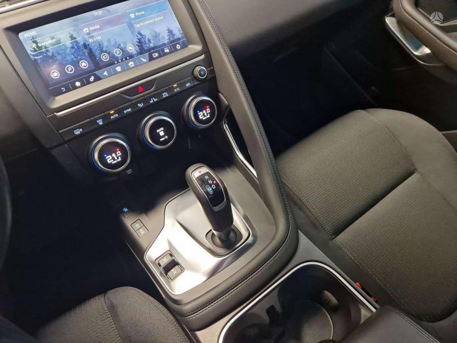 Jaguar E-Pace 2019 Viļņa, ar dzinēja tilpumu 2.00 L un nobraukumu 34 tūkst. km par 17350 €, foto 16 vietnē AUTOMOTO.COM.LV