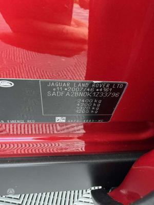 Sarkans Jaguar E-Pace 2018 Kauņa, ar dzinēja tilpumu 2.00 L un nobraukumu 185 tūkst. km par 13750 €, foto 17 vietnē AUTOMOTO.COM.LV