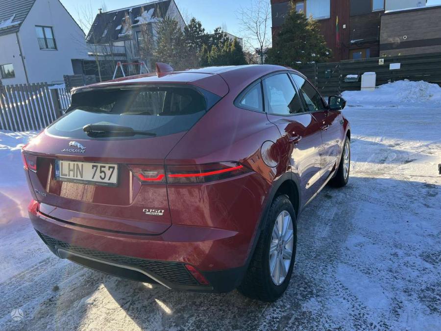 Красный Ягуар E-Pace 2019 в Вильнюс, объемом двигателя 2.00 л и пробегом 80 тыс. км за 14800 €, фото 17 на AUTOMOTO.COM.LV