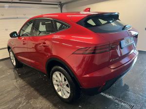 Красный Ягуар E-Pace 2019 в Вильнюс, объемом двигателя 2.00 л и пробегом 80 тыс. км за 14800 €, фото 19 на AUTOMOTO.COM.LV