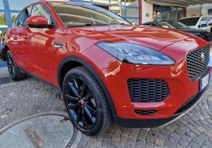 Red Jaguar E-Pace 2019 in Kaunas, with an engine capacity of 2.00 L and mileage of 94 thousand km for 13950 €, photo 6 on AUTOMOTO.COM.LV