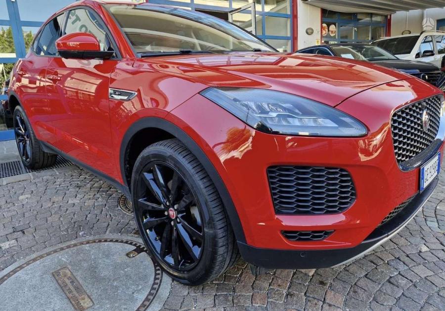 Red Jaguar E-Pace 2019 in Kaunas, with an engine capacity of 2.00 L and mileage of 94 thousand km for 13950 €, photo 6 on AUTOMOTO.COM.LV