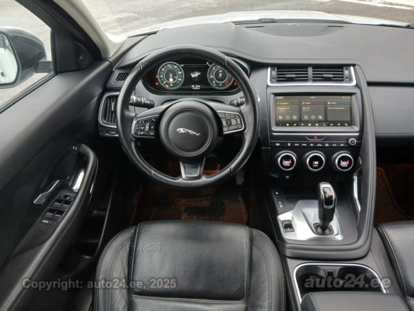 Balts Jaguar E-Pace 2018 Veru, ar dzinēja tilpumu 2.00 L un nobraukumu 171 tūkst. km par 15900 €, foto 11 vietnē AUTOMOTO.COM.LV