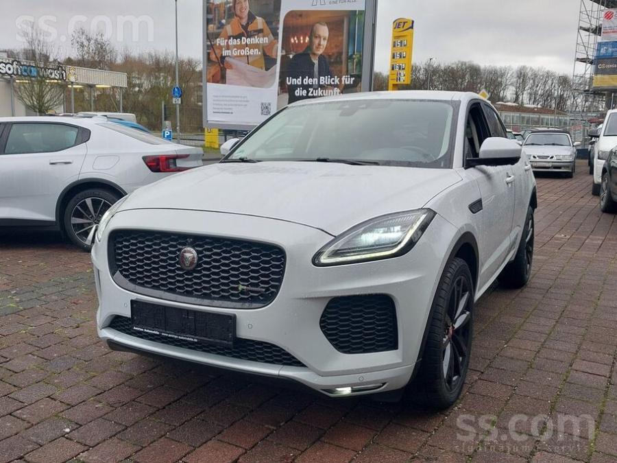 White Jaguar E-Pace 2018 in Riga, with an engine capacity of 2.00 L and mileage of 132 thousand km for 18900 €, photo 1 on AUTOMOTO.COM.LV