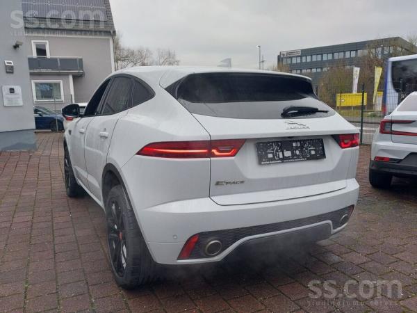 White Jaguar E-Pace 2018 in Riga, with an engine capacity of 2.00 L and mileage of 132 thousand km for 17900 €, photo 4 on AUTOMOTO.COM.LV