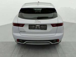White Jaguar E-Pace 2018 in Vilnius, with an engine capacity of 2.00 L and mileage of 126 thousand km for 18599 €, photo 6 on AUTOMOTO.COM.LV