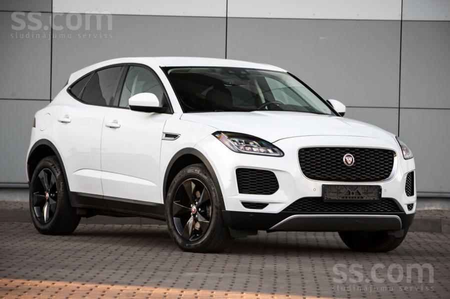 Белый Ягуар E-Pace 2018 в Елгава, объемом двигателя 2.00 л и пробегом 128 тыс. км за 13999 €, фото 1 на AUTOMOTO.COM.LV
