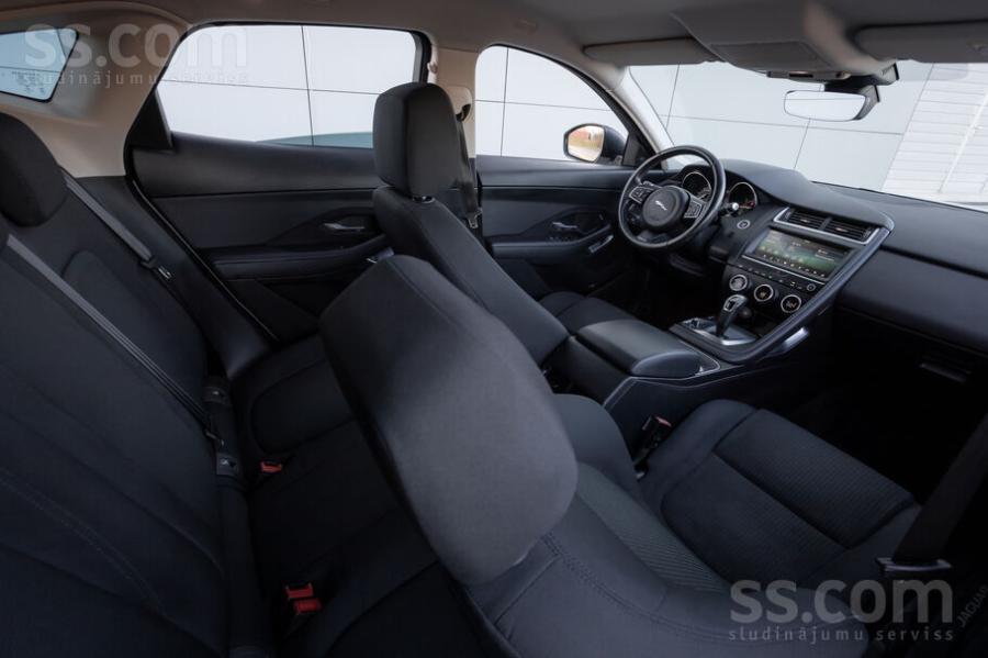Белый Ягуар E-Pace 2018 в Елгава, объемом двигателя 2.00 л и пробегом 128 тыс. км за 13999 €, фото 14 на AUTOMOTO.COM.LV
