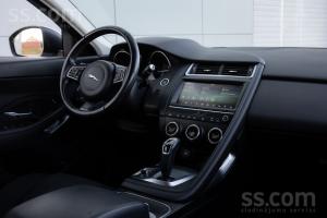Белый Ягуар E-Pace 2018 в Елгава, объемом двигателя 2.00 л и пробегом 128 тыс. км за 13999 €, фото 15 на AUTOMOTO.COM.LV