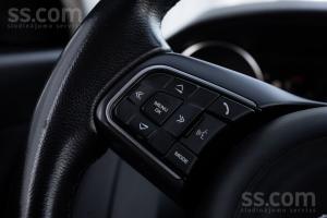 Белый Ягуар E-Pace 2018 в Елгава, объемом двигателя 2.00 л и пробегом 128 тыс. км за 13999 €, фото 25 на AUTOMOTO.COM.LV