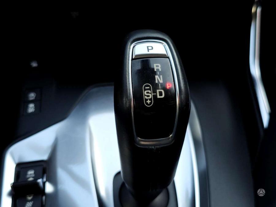 Balts Jaguar E-Pace 2018 Tauragė, ar dzinēja tilpumu 2.00 L un nobraukumu 202 tūkst. km par 12500 €, foto 38 vietnē AUTOMOTO.COM.LV
