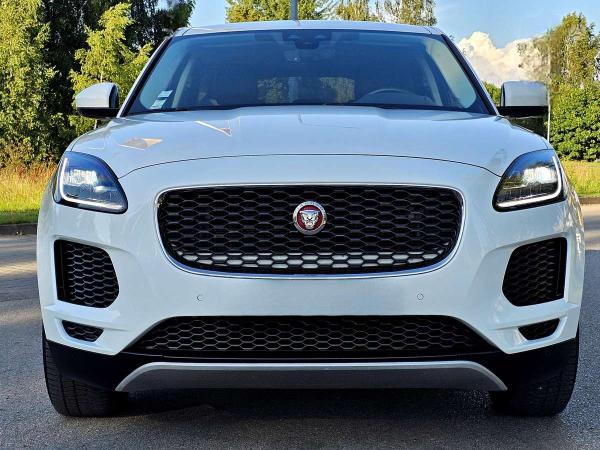 Balts Jaguar E-Pace 2018 Tauragė, ar dzinēja tilpumu 2.00 L un nobraukumu 202 tūkst. km par 12500 €, foto 2 vietnē AUTOMOTO.COM.LV