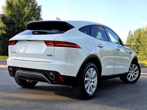 White Jaguar E-Pace 2018 in Taurage, with an engine capacity of 2.00 L and mileage of 202 thousand km for 12500 €, photo 6 on AUTOMOTO.COM.LV