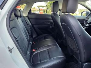 White Jaguar E-Pace 2018 in Taurage, with an engine capacity of 2.00 L and mileage of 202 thousand km for 12500 €, photo 14 on AUTOMOTO.COM.LV