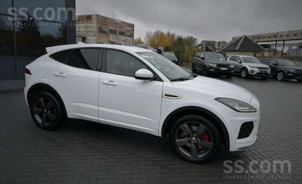 White Jaguar E-Pace 2019 in Telschi, with an engine capacity of 2.00 L and mileage of 215 thousand km for 13699 €, photo 7 on AUTOMOTO.COM.LV
