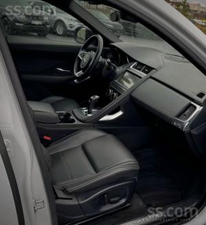 White Jaguar E-Pace 2019 in Telschi, with an engine capacity of 2.00 L and mileage of 215 thousand km for 13699 €, photo 15 on AUTOMOTO.COM.LV