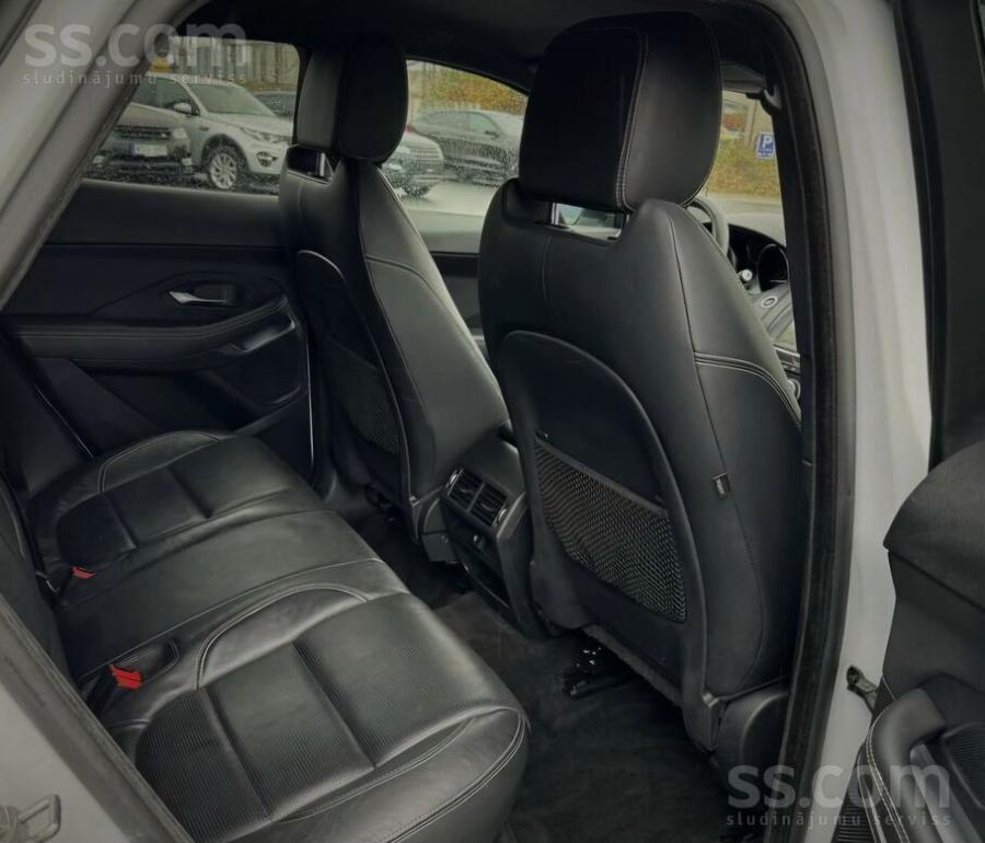 White Jaguar E-Pace 2019 in Telschi, with an engine capacity of 2.00 L and mileage of 215 thousand km for 13699 €, photo 17 on AUTOMOTO.COM.LV