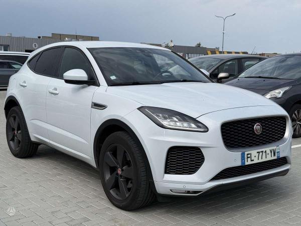 Balts Jaguar E-Pace 2019 Tauragė, ar dzinēja tilpumu 2.00 L un nobraukumu 123 tūkst. km par 9500 €, foto 1 vietnē AUTOMOTO.COM.LV