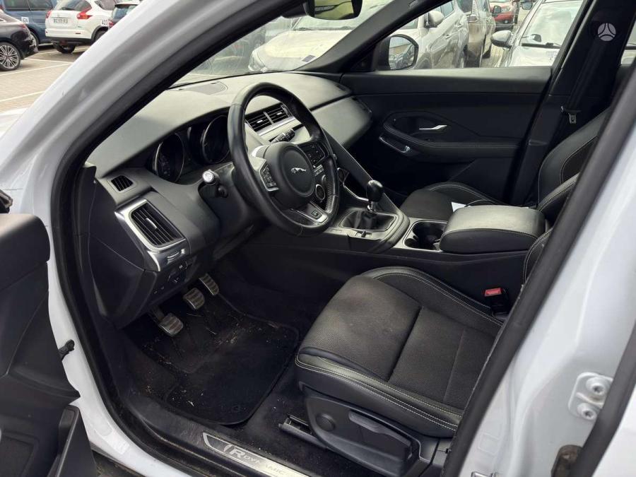 White Jaguar E-Pace 2019 in Taurage, with an engine capacity of 2.00 L and mileage of 123 thousand km for 9500 €, photo 6 on AUTOMOTO.COM.LV
