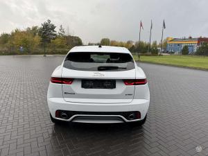 White Jaguar E-Pace 2021 in Telschi, with an engine capacity of 2.00 L and mileage of 126 thousand km for 10500 €, photo 6 on AUTOMOTO.COM.LV