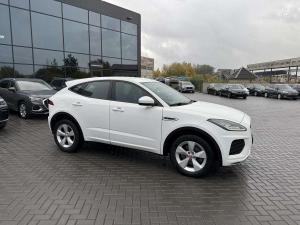 White Jaguar E-Pace 2021 in Telschi, with an engine capacity of 2.00 L and mileage of 126 thousand km for 10500 €, photo 9 on AUTOMOTO.COM.LV