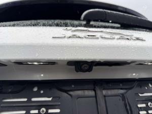 White Jaguar E-Pace 2021 in Telschi, with an engine capacity of 2.00 L and mileage of 126 thousand km for 10500 €, photo 17 on AUTOMOTO.COM.LV