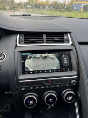 White Jaguar E-Pace 2021 in Telschi, with an engine capacity of 2.00 L and mileage of 126 thousand km for 10500 €, photo 32 on AUTOMOTO.COM.LV